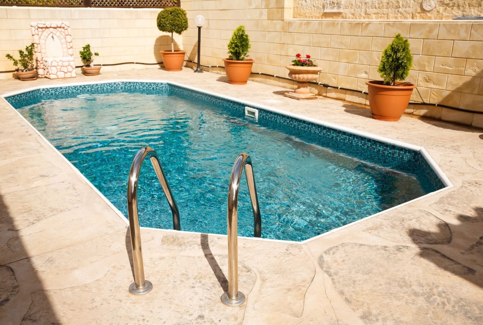 5 Reasons You Should Consider a Salt Water Pool – International Pool & Spa